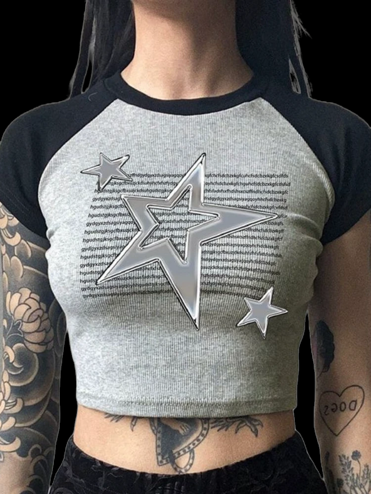 Stellar Emilia HyperCrop Tee | DYSTOPIɅN ™️ – DYSTOPIɅN