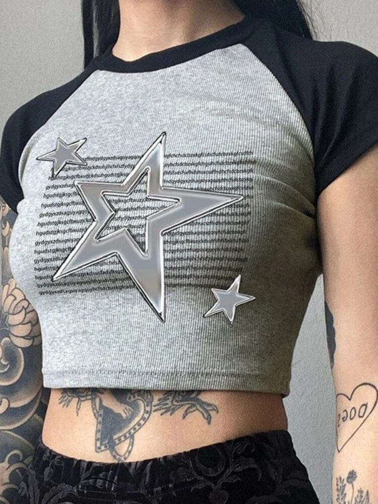 Stellar Emilia HyperCrop Tee | DYSTOPIɅN ™️ – DYSTOPIɅN